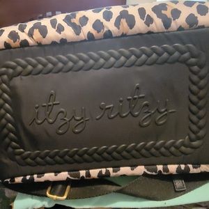 Itzy Ritzy | Accessories | Itsy Ritzy Diaper Bag New With Tag | Poshmark